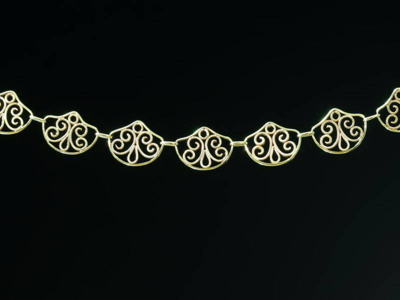 Victorian yellow gold filigree bow chain necklace, Afbeeldingen door ...