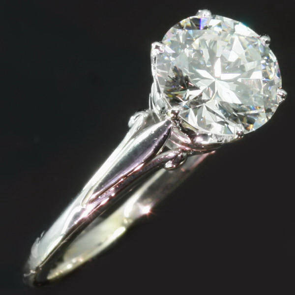 Estate engagement ring with high quality big brilliant cut diamond ...
